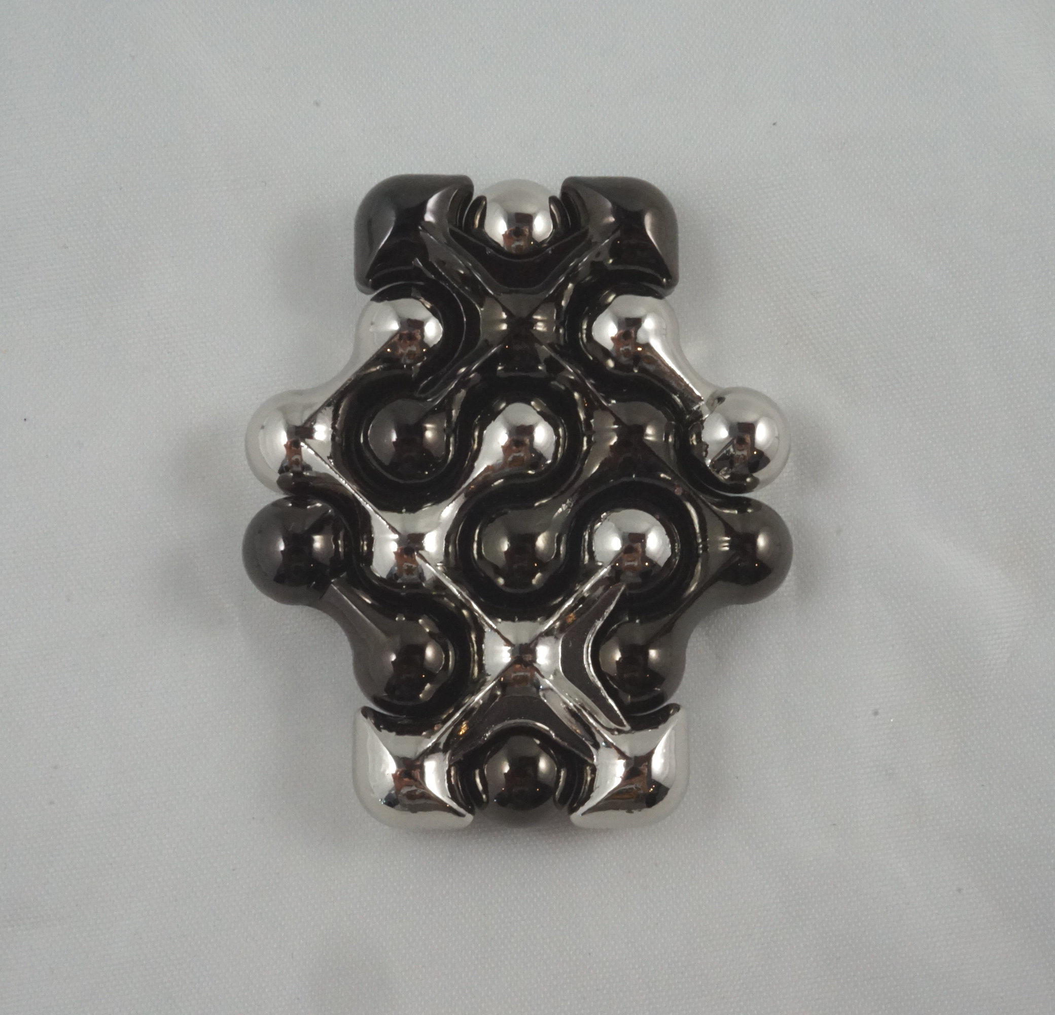 Khuong An Nguyen - Metal Puzzles