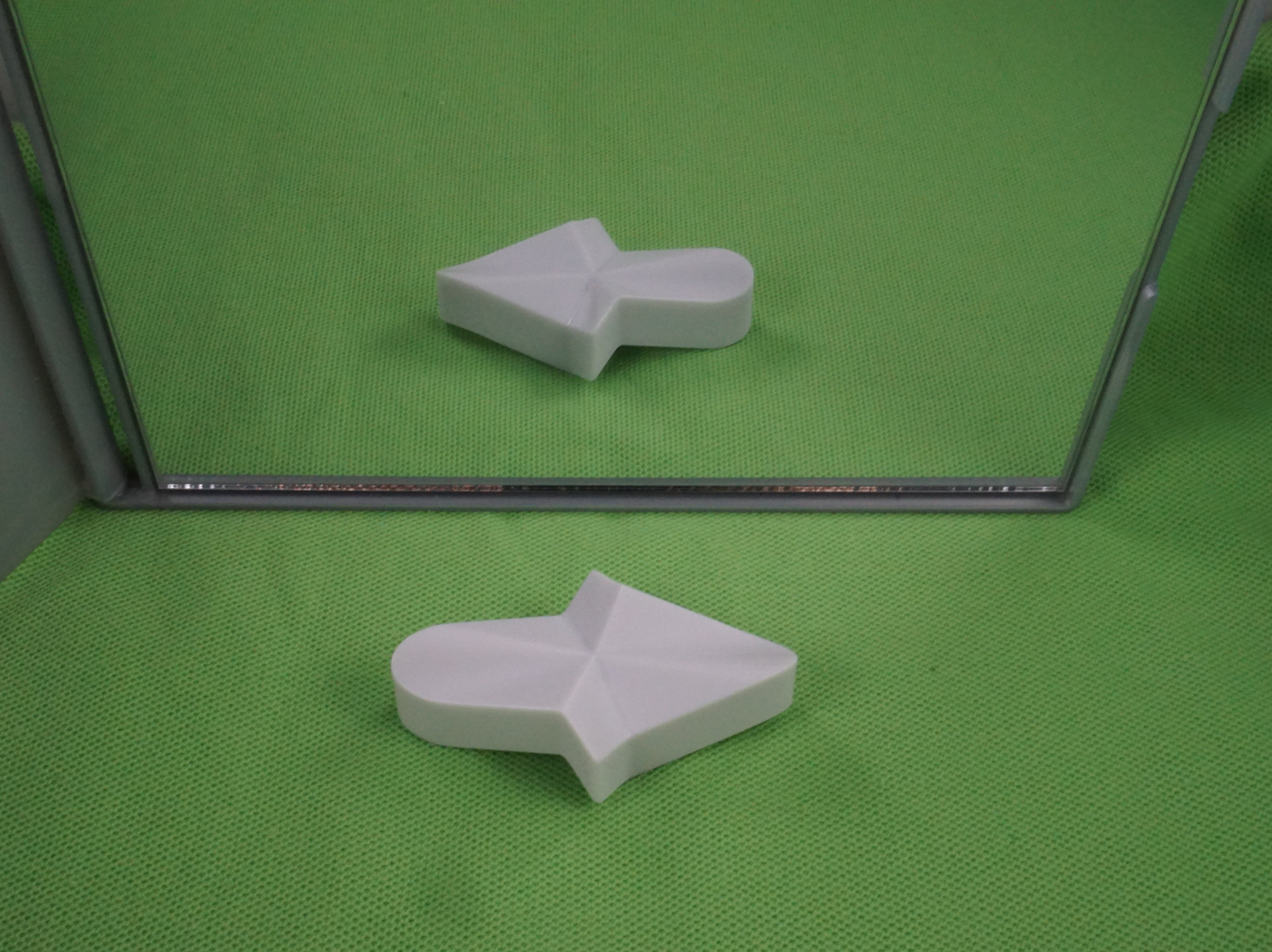 Khuong An Nguyen - Plastic Puzzles