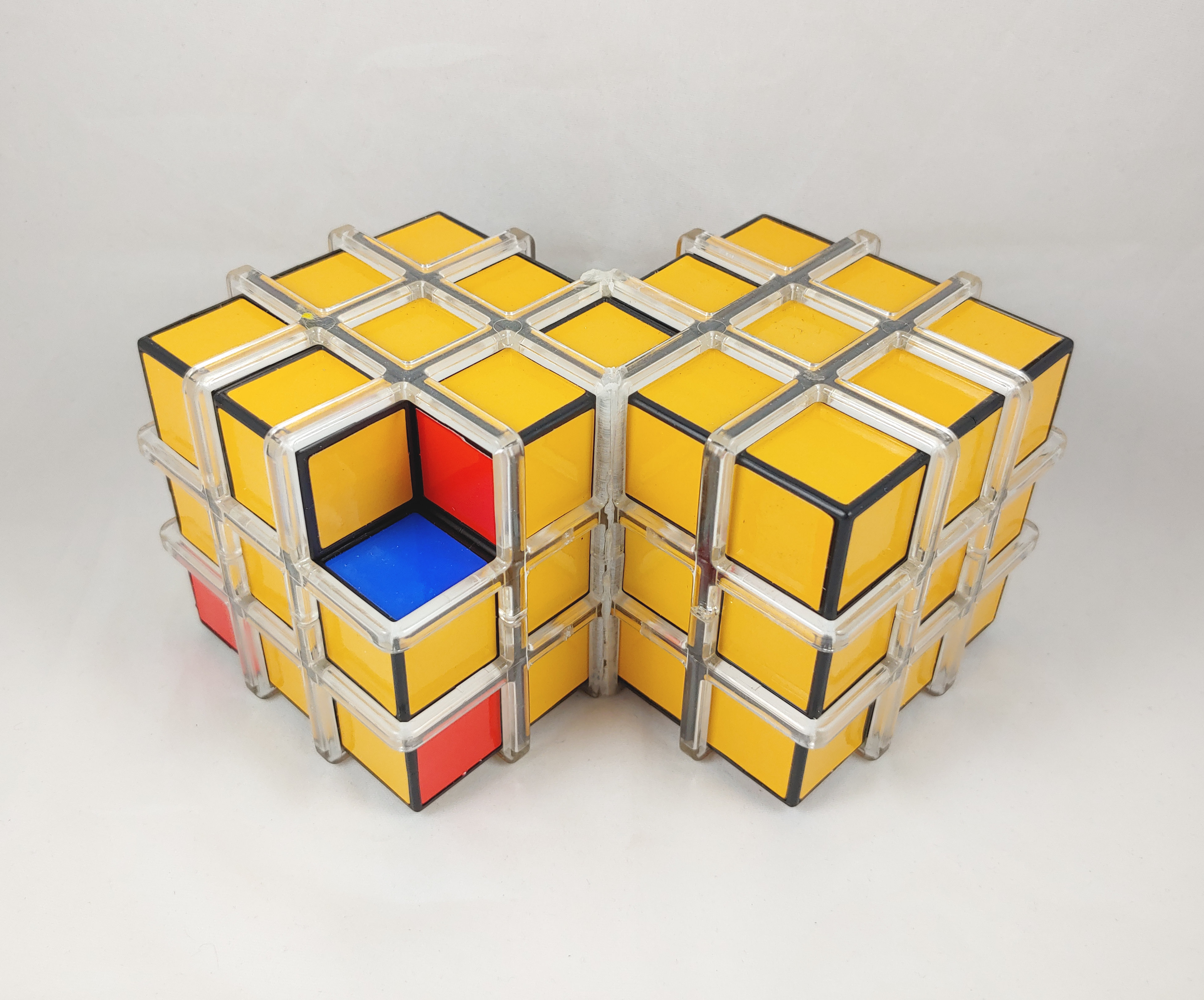 Khuong An Nguyen - Plastic Puzzles