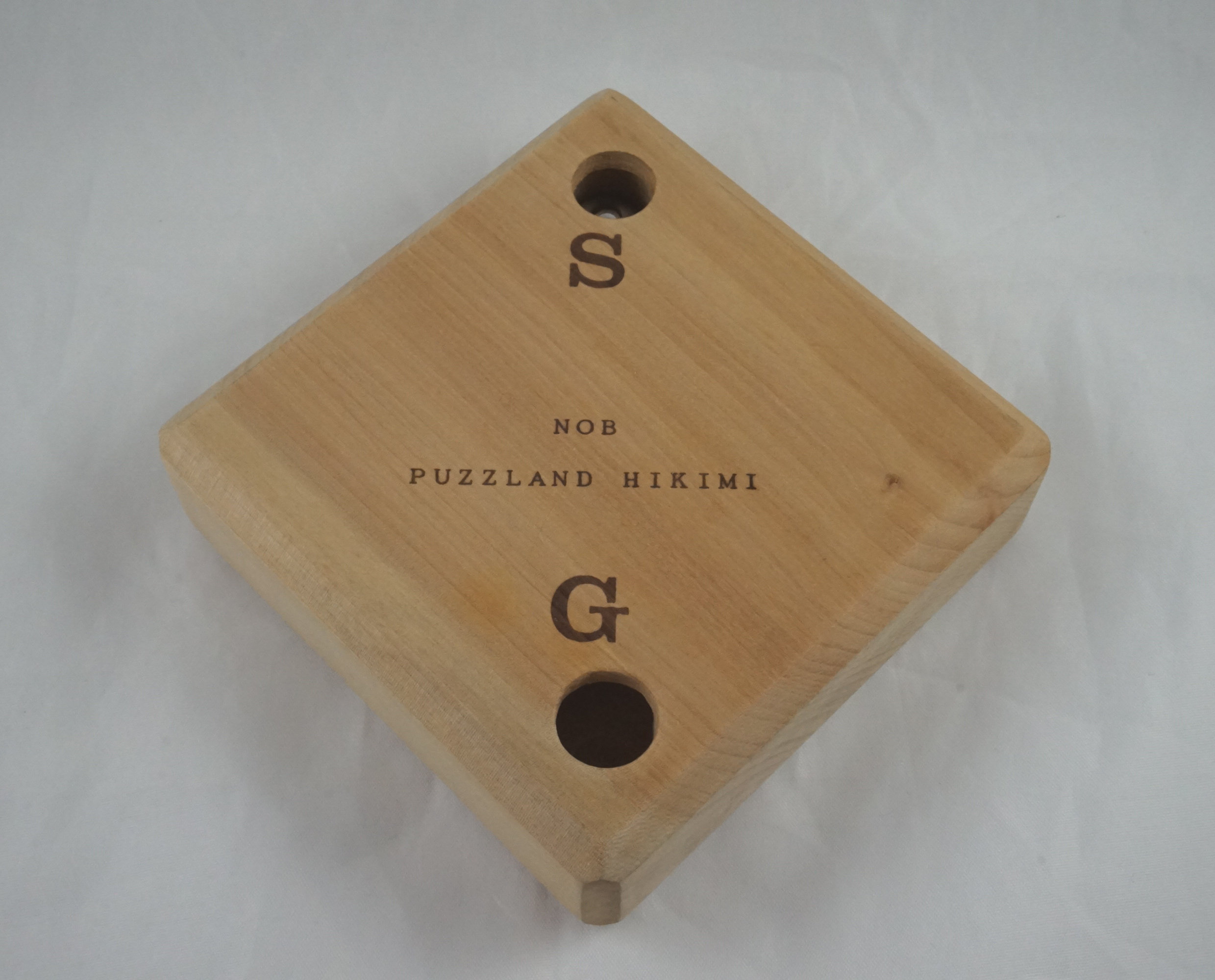 Khuong An Nguyen - Wooden Puzzles